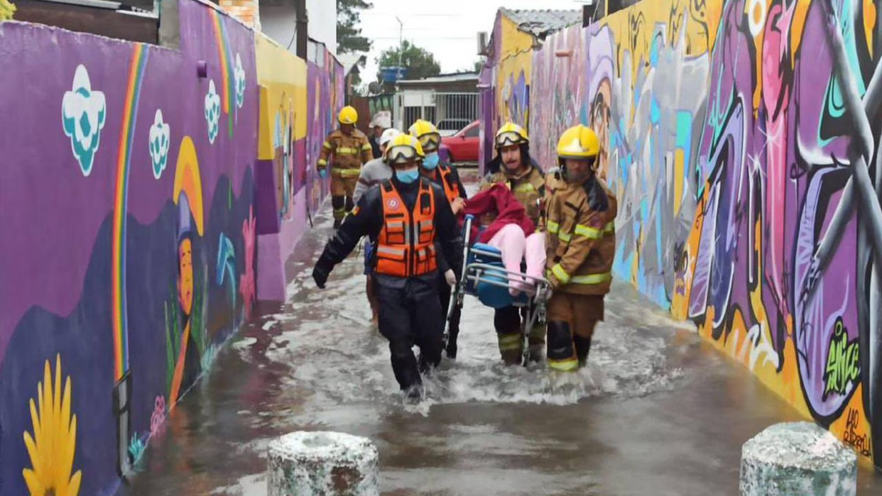 Paso de ciclón por Brasil dejó ocho muertos y 19 desaparecidos