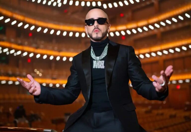 Yandel lanza el primer álbum de reguetón grabado en vivo junto a una ...