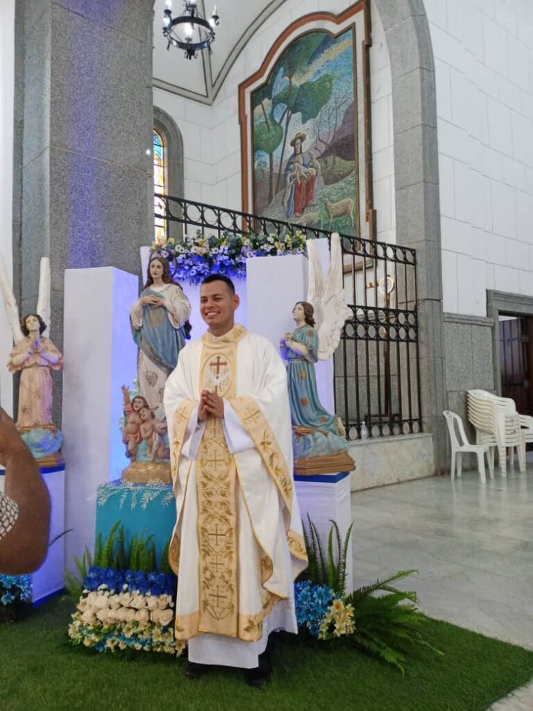 Uracoa tiene nuevo sacerdote: Edwin Alejandro Figueredo Martínez